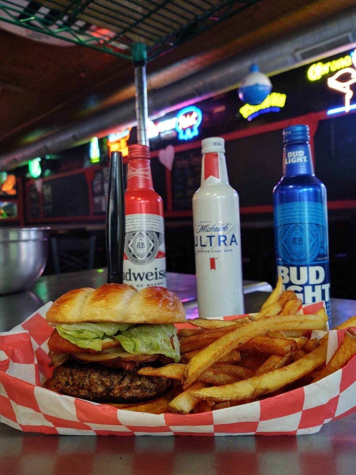 Bar/Restaurant in Yorkville, IL | Rowdys Bar and Grill